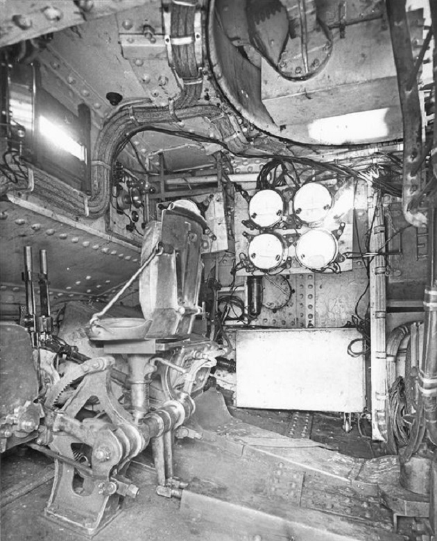 French FCM Char 2C Tank 1921-40 – Mike's Research