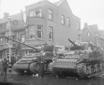 Sherman Firefly Tank 1944-45 – Mike's Research
