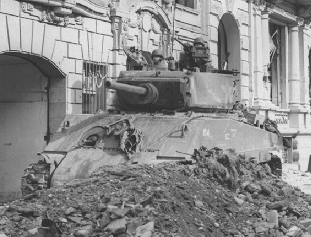 M4A3E2 Jumbo Sherman 1944-45 – Mike's Research